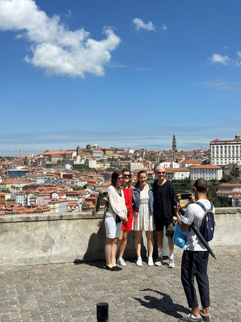 Porto: Local Market Tour & Cooking Class/Showcooking - FAQ