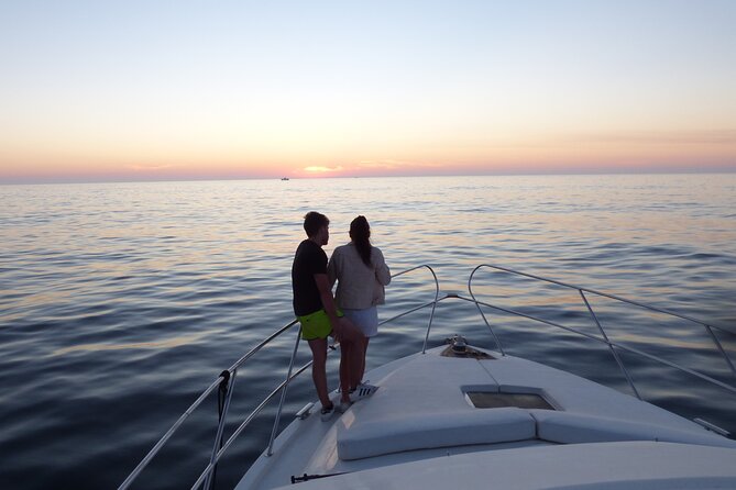 Porto: Luxury Yacht Tour on the Douro River - Sunset or Daytime - Unique Experiences on the Douro River