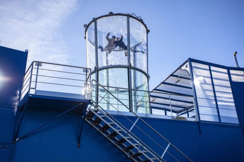 Porto/Maia: Indoor Skydiving Experience - Accessibility and Practicalities