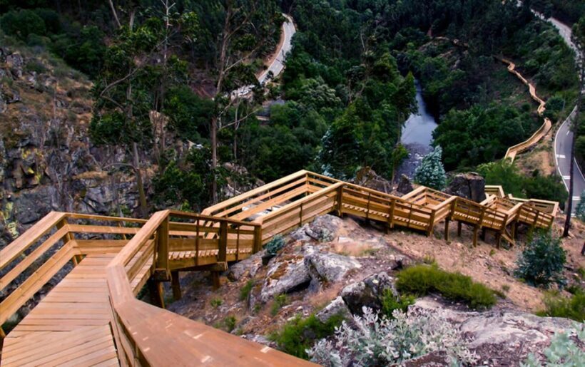 Porto: Paiva Walkways and 516 Arouca Bridge Private Tour - Authentic Regional Lunch