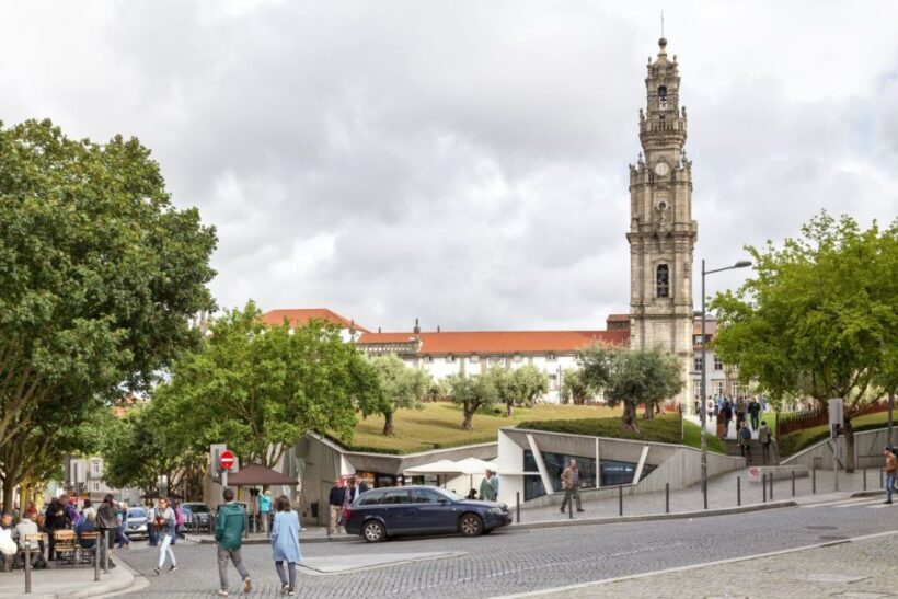 Porto: Private Customizable Sightseeing Tour with a Local - The Practical Details