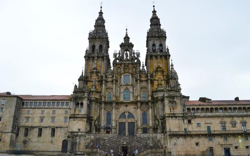 Porto: Private & Customizable Trip to Santiago de Compostela - Exploring Santiago de Compostela with Your Private Driver