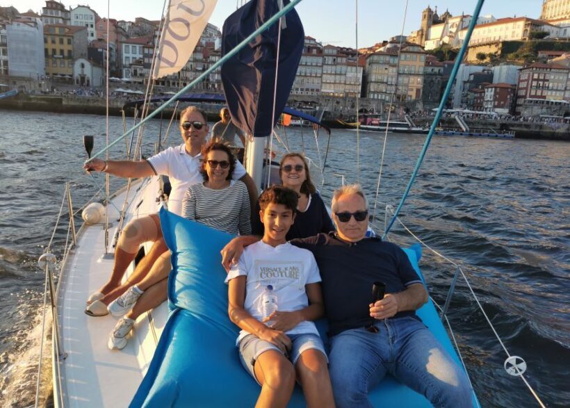 Porto: Private Douro River Charming Cruise w/wine tasting 8p - FAQ