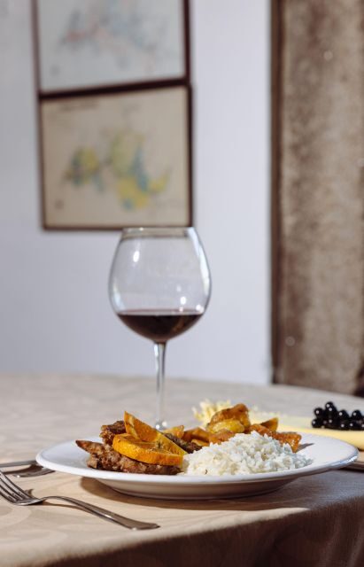Porto: Private Douro Valley 4x4 Tour with Lunch - Who Will Love This Tour?