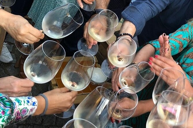 Porto Private Gourmet Food & Wine Historic Tour With a Sommelière - Immerse Yourself in Local Food and Wine Traditions