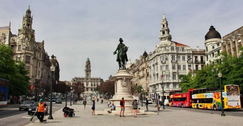 Porto: Private Guided Personalized Walking Tour - Key Points