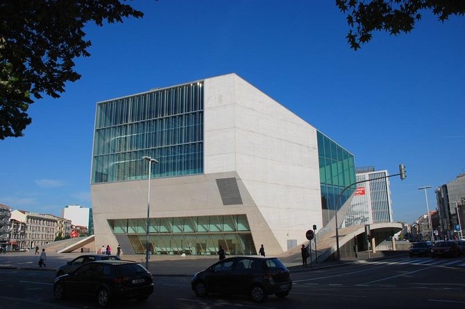 Porto Private Morning Tour, Discover the Most Iconic Attractions - Explore the Porto Cathedral