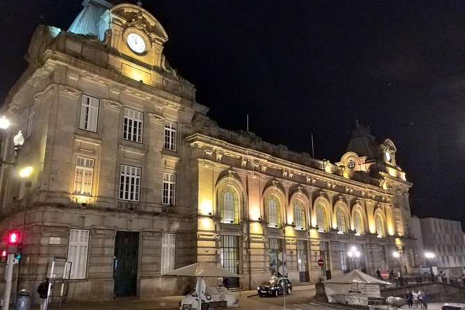 Porto Private Night Tour, Discover the Most Iconic Attractions - Personalized Experience With Photo Opportunities