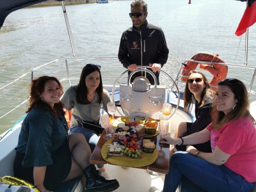 Porto: Private Sailboat Trip with Wine Tasting & Charcuterie - Key Points