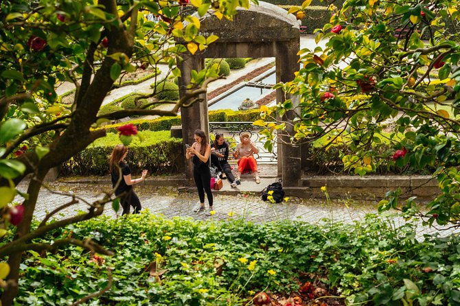 Porto PRIVATE TOUR With Locals: Highlights & Hidden Gems - How This Tour Fits Different Types of Travelers
