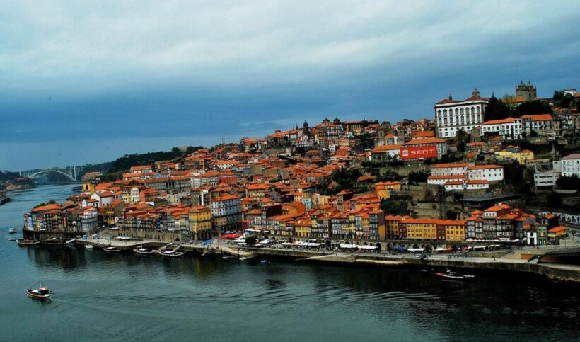 Porto: Private Transfer to Algarve with Stops up to 3 Cities - Porto: Private Transfer to Algarve with Stops up to 3 Cities