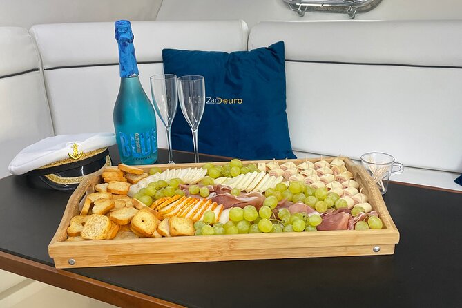 Porto: Private Yacht Cruise with Local Wine, Snacks and 6 Bridges - FAQ