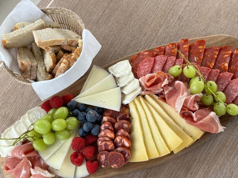 Porto: Private Yacht Cruise with Local Wines & Snacks - Evaluating the Price and Overall Value