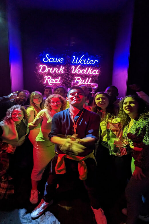 Porto: Pub Crawl with 7 Drinks, Games, and VIP Club Entry - A Deep Dive into the Porto Pub Crawl Experience