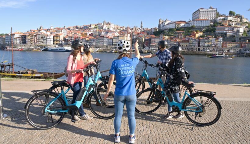 Porto: Riverside Panoramic E-Bike Tour - The Experience in Context
