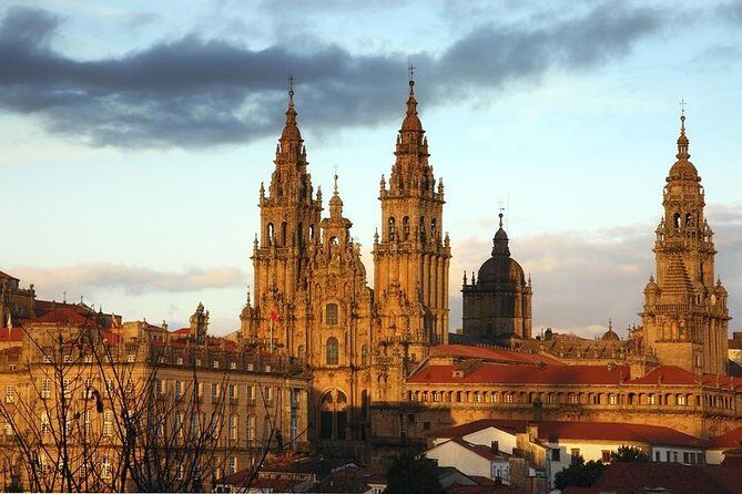 Porto: Santiago de Compostela and Valença do Minho Day Trip - A Well-Constructed Day Trip from Porto