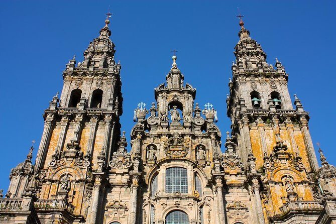 Porto: Santiago de Compostela and Valença do Minho Day Trip - Who Should Consider This Tour?