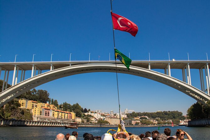 Porto Six Bridges Panoramic Cruise on the Douro River - Meeting and Pickup