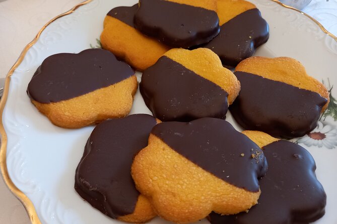 Porto Small-Group Local Food, Wine, and Sweets Tasting Tour - Exploring Portos Local Flavors