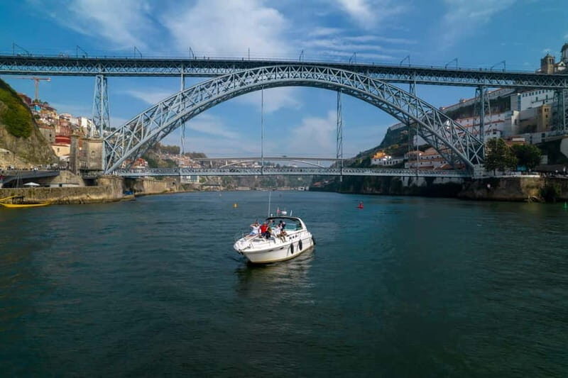 Porto: Sunset or Daytime Yacht Cruise with Welcome drink - FAQ