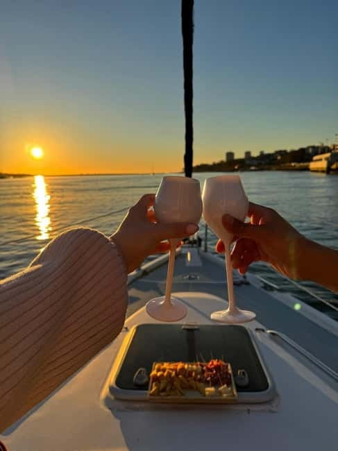 Porto: Sunset Sailboat Tour with Welcome Drink - Pricing & Value