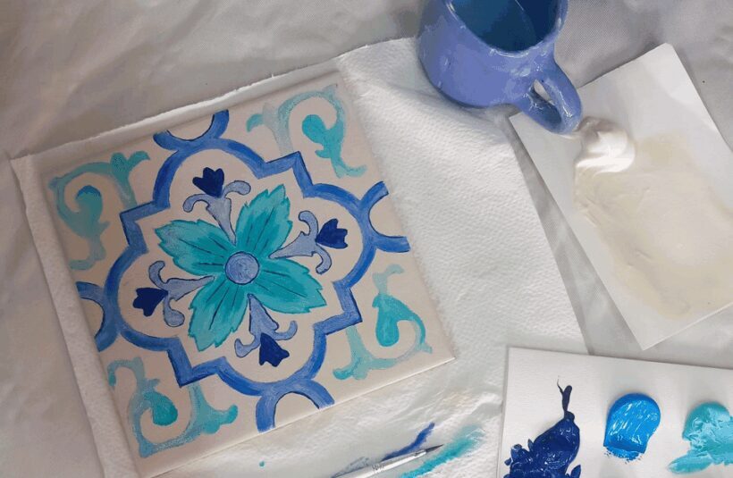 Porto: Tile Painting and Cocktails in Downtown Porto - A Deep Dive into the Experience