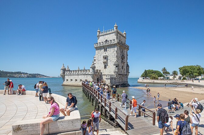 Porto to Lisbon With Stops Aveiro-Fátima-Coimbra-Nazaré-Óbidos - Accessibility and Participation
