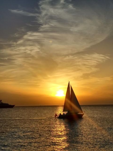Porto: Tour on a Sailboat shared or private (Sunset Option) - An Authentic and Relaxing Way to Experience Porto