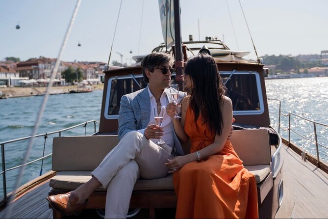 Porto: Tour on the Douro River in a Classic Boat - Key Points