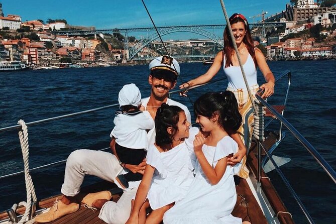 Porto: Tour on the Douro River in a Classic Boat - Inclusions and Amenities