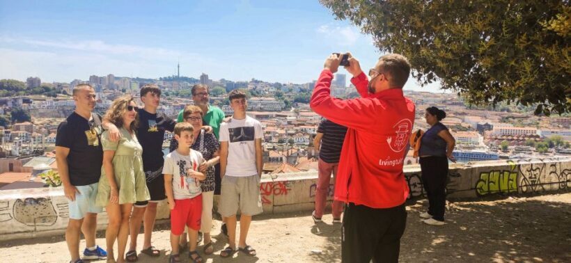 Porto: Tuk Tuk Sunset Tour with Glass of Port Wine - A Closer Look at the Experience