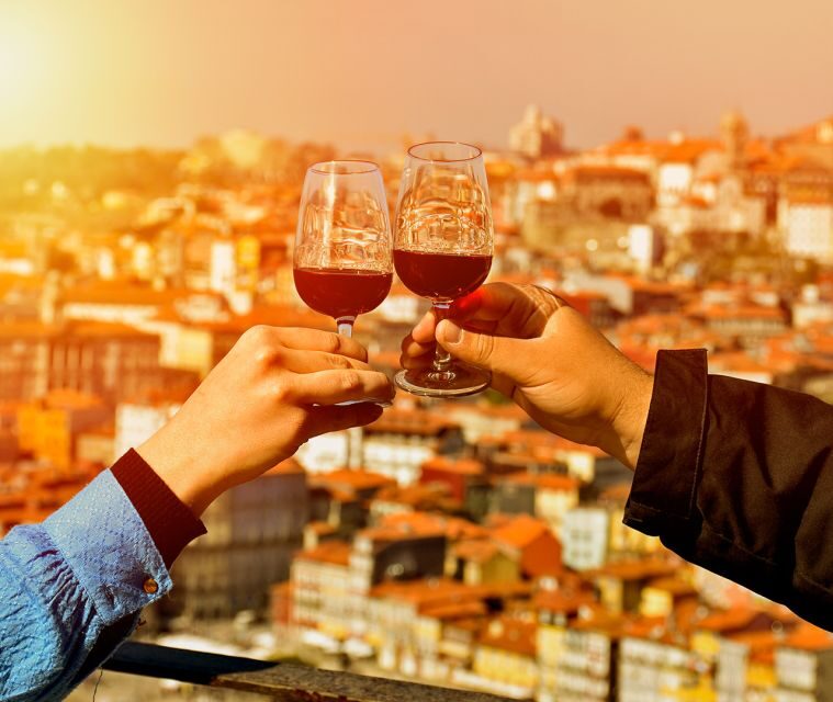 Porto: Tuk Tuk Sunset Tour with Glass of Port Wine - Who Is This Tour Best Suited For?