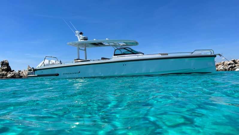 Porto Vecchio : Daily boat rental with skipper - An In-Depth Look at the Corsican Waterway Experience