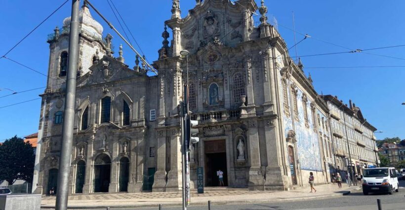Porto walking Tour with private visit Stock Exchange Palace - Analyzing the Value