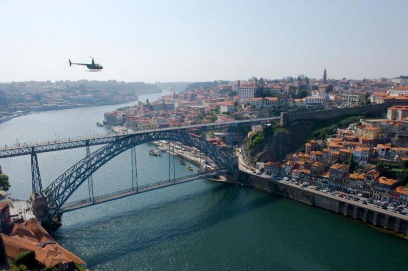 Portos Panoramic Helicopter Flight 10 Minutes - Key Points