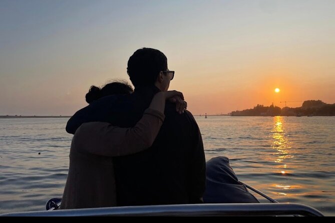 Port:Six Bridges Exclusive Boat on Douro River - Sunset Opcion - What to Expect During the Tour