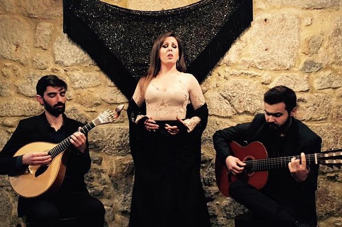Portuguese Fado Live Music Show in Lisbon - The Experience in Detail