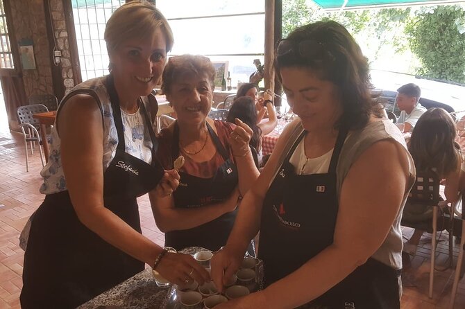 Positano Private Transfer From/To Naples With Pompeii Guided Tour - Navigating the Amalfi Coast to Positano