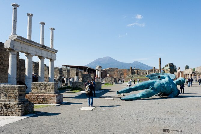 Positano, Sorrento and Pompeii Day Tour from Naples - FAQ