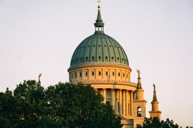 Potsdam: Capture the most Photogenic Spots with a Local - An Overview of the Experience