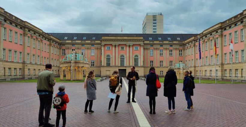 Potsdam: Guided Walking Tour of UNESCO Site and Architecture - Analyzing the Value