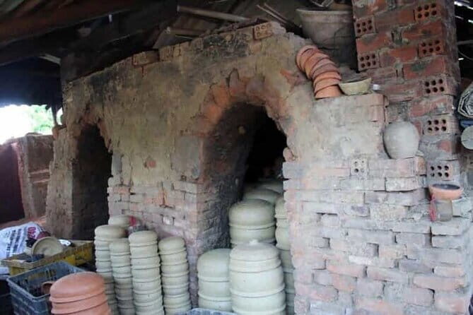 Pottery Making with the Locals in Thanh Ha Village - An In-Depth Look at the Experience