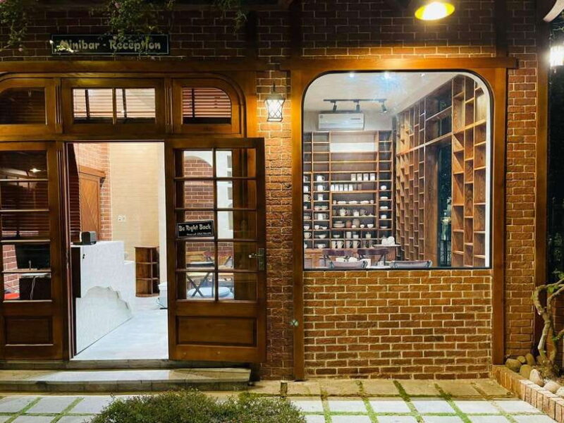 Pottery with Local Artist  Fast Firing, Ships Worldwide - Introducing Pottery with Local Artist in Halong Bay