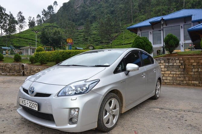 Pottuvil City to Colombo (CMB) Airport Private Transfer - Price and Value