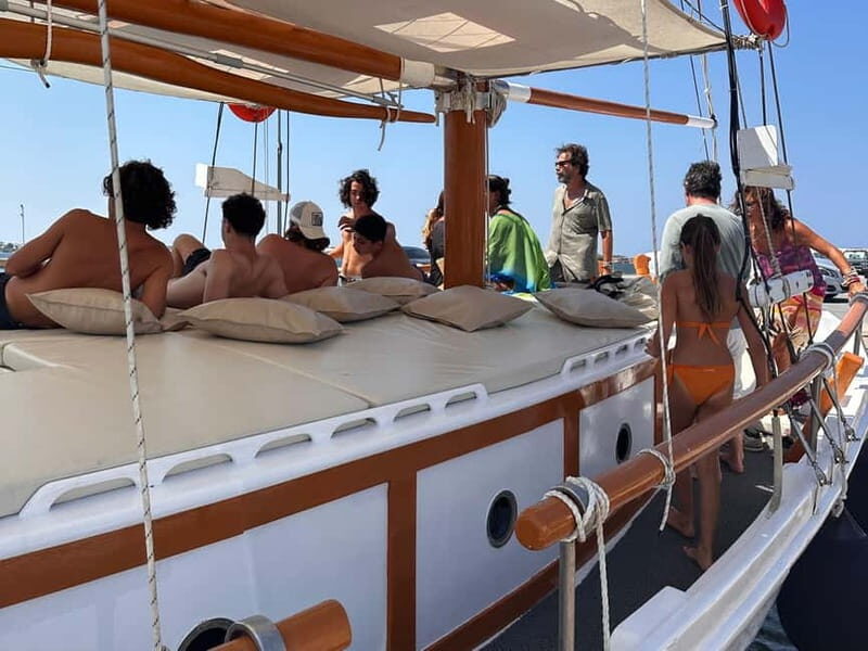 Pounta: Paros & Antiparos Cruise, Swimming & Seafood Lunch - Key Points