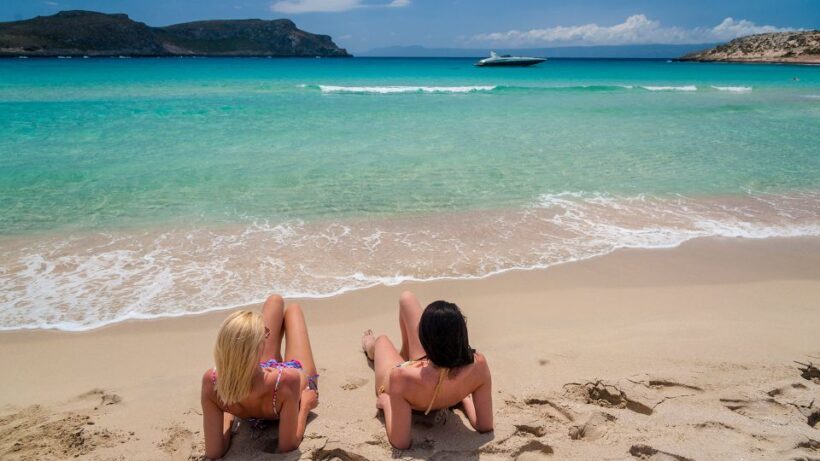 Powerboat Tour Theodorou Island Half Day - The Value and Who This Tour Best Suits