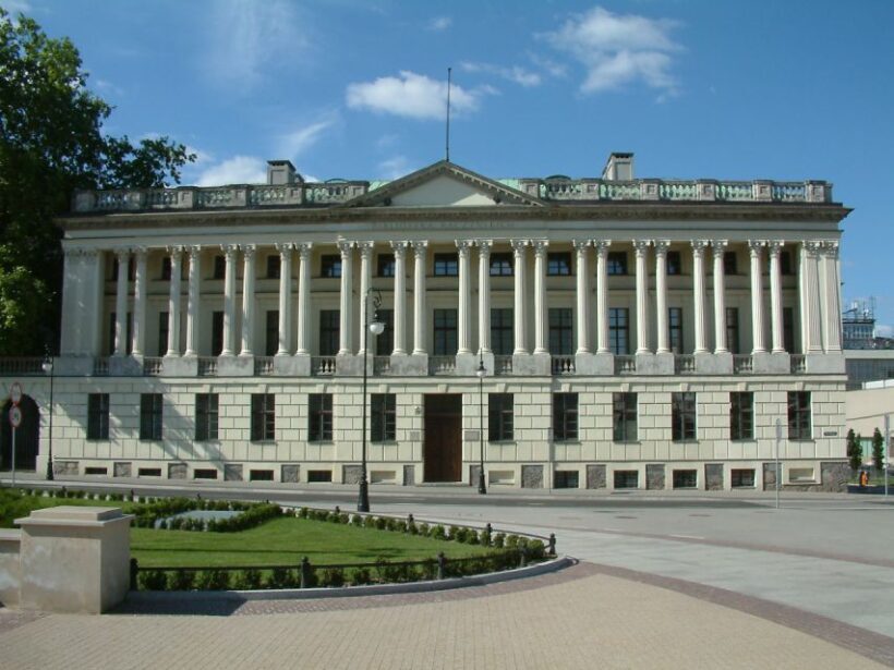 Poznan: Old Town, Srodka District, & Cathedral Private Tour - Who Will Love This Tour?