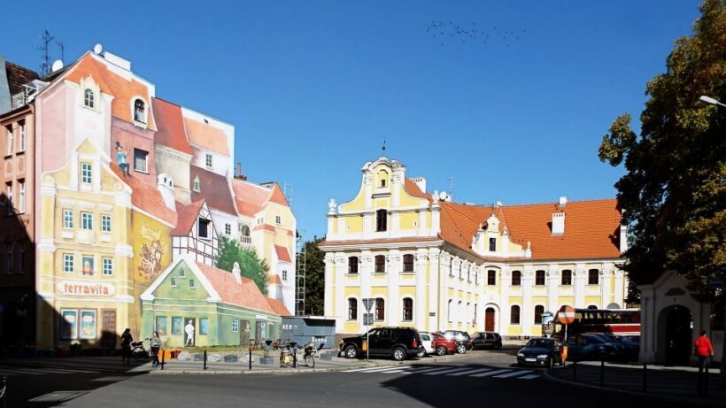 Poznan: Srodka District and Cathedral Island Private Walking - FAQ