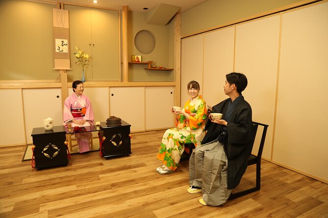 Practicing Zen Through Japanese Tea Ceremony - Unveiling the Tea Masters Expertise