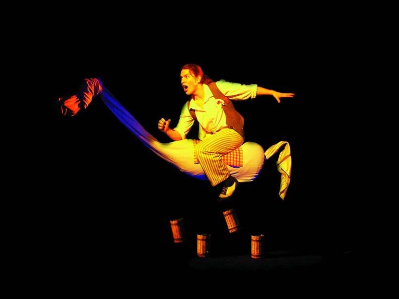 Prague: 1.5-Hour Black Light Theater Srnec Performance - Who Will Love This?